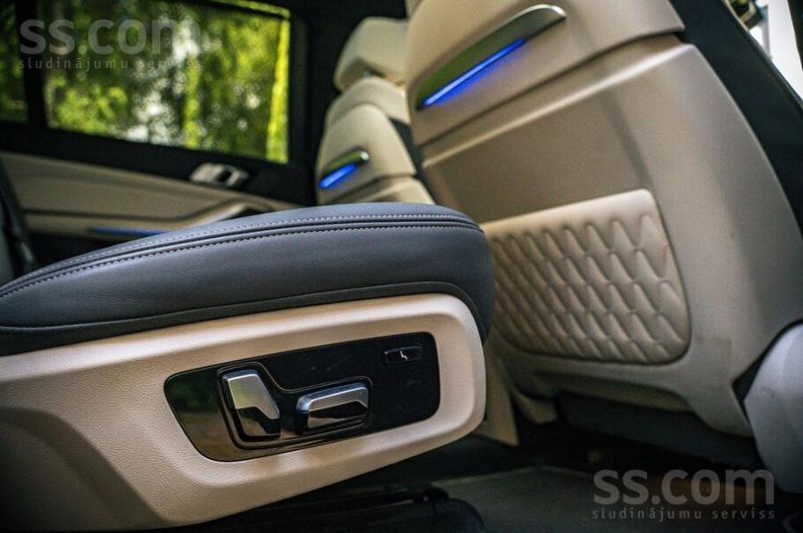 Черный БМВ X7 2022 в Рига, объемом двигателя 3.00 л и пробегом 36 тыс. км за 75990 €, фото 18 на AUTOMOTO.COM.LV