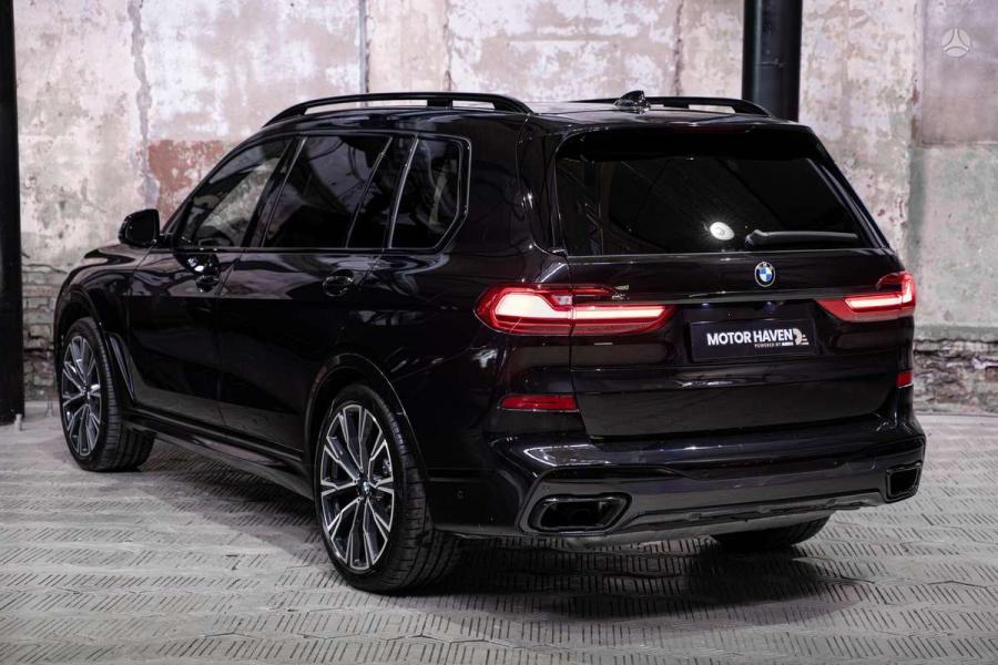 Melns BMW X7 2022 Kauņa, ar dzinēja tilpumu 4.40 L un nobraukumu 85 tūkst. km par 62500 €, foto 9 vietnē AUTOMOTO.COM.LV