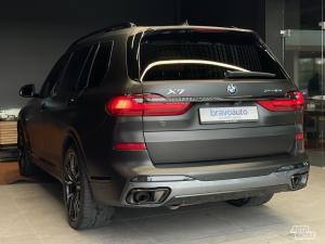 Черный БМВ X7 2022 в Клайпеда, объемом двигателя 3.00 л и пробегом 141 тыс. км за 54991 €, фото 7 на AUTOMOTO.COM.LV