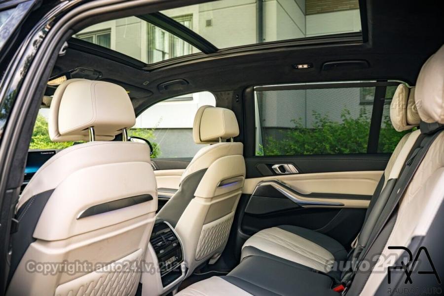 Melns BMW X7 2022 Rīga, ar dzinēja tilpumu 3.00 L un nobraukumu 36 tūkst. km par 75990 €, foto 21 vietnē AUTOMOTO.COM.LV
