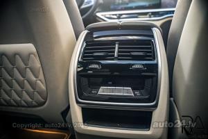 Melns BMW X7 2022 Rīga, ar dzinēja tilpumu 3.00 L un nobraukumu 36 tūkst. km par 75990 €, foto 24 vietnē AUTOMOTO.COM.LV