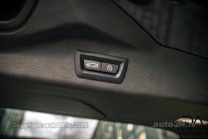 Melns BMW X7 2022 Rīga, ar dzinēja tilpumu 3.00 L un nobraukumu 36 tūkst. km par 75990 €, foto 31 vietnē AUTOMOTO.COM.LV