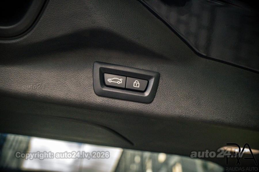 Melns BMW X7 2022 Rīga, ar dzinēja tilpumu 3.00 L un nobraukumu 36 tūkst. km par 75990 €, foto 31 vietnē AUTOMOTO.COM.LV