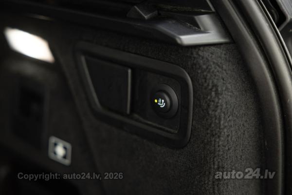 Melns BMW X7 2022 Tallina, ar dzinēja tilpumu 3.00 L un nobraukumu 113 tūkst. km par 62500 €, foto 8 vietnē AUTOMOTO.COM.LV