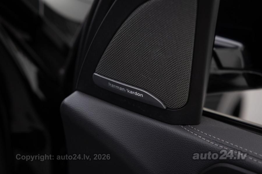 Черный БМВ X7 2022 в Таллин, объемом двигателя 3.00 л и пробегом 113 тыс. км за 62500 €, фото 16 на AUTOMOTO.COM.LV