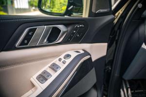 Melns BMW X7 2022 Rīga, ar dzinēja tilpumu 2.99 L un nobraukumu 36 tūkst. km par 75990 €, foto 24 vietnē AUTOMOTO.COM.LV