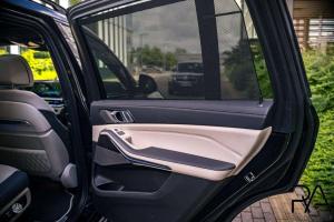 Melns BMW X7 2022 Rīga, ar dzinēja tilpumu 2.99 L un nobraukumu 36 tūkst. km par 75990 €, foto 35 vietnē AUTOMOTO.COM.LV