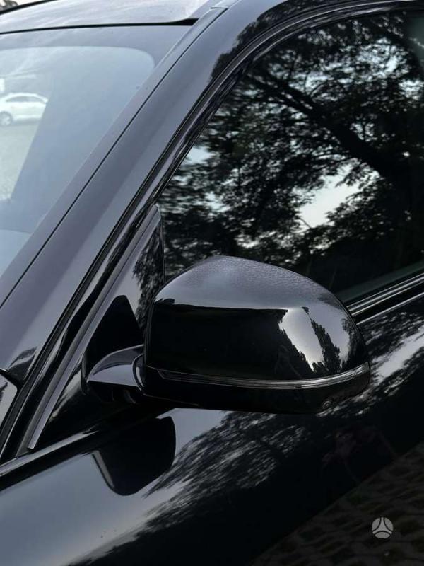Black BMW X7 2022 in Vilnius, with an engine capacity of 3.00 L and mileage of 58 thousand km for 61000 €, photo 9 on AUTOMOTO.COM.LV