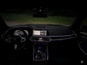 Black BMW X7 2022 in Vilnius, with an engine capacity of 3.00 L and mileage of 58 thousand km for 61000 €, photo 41 on AUTOMOTO.COM.LV