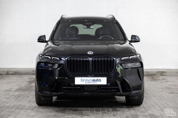Melns BMW X7 2023 Viļņa, ar dzinēja tilpumu 3.00 L un nobraukumu 77 tūkst. km par 86771 €, foto 3 vietnē AUTOMOTO.COM.LV