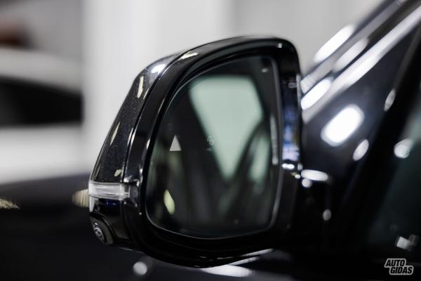 Melns BMW X7 2023 Viļņa, ar dzinēja tilpumu 3.00 L un nobraukumu 77 tūkst. km par 86771 €, foto 8 vietnē AUTOMOTO.COM.LV