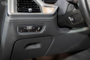 Black BMW X7 2023 in Vilnius, with an engine capacity of 3.00 L and mileage of 77 thousand km for 86771 €, photo 28 on AUTOMOTO.COM.LV
