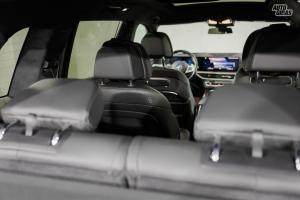 Black BMW X7 2023 in Vilnius, with an engine capacity of 3.00 L and mileage of 77 thousand km for 86771 €, photo 35 on AUTOMOTO.COM.LV