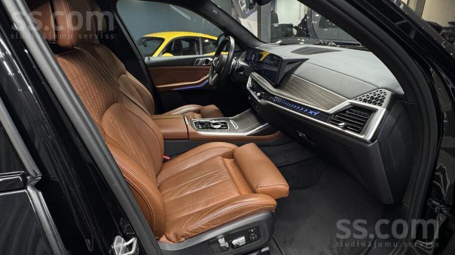 Melns BMW X7 2023 Rīga, ar dzinēja tilpumu 3.00 L un nobraukumu 11 tūkst. km par 85990 €, foto 14 vietnē AUTOMOTO.COM.LV