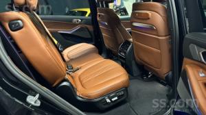 Melns BMW X7 2023 Rīga, ar dzinēja tilpumu 3.00 L un nobraukumu 11 tūkst. km par 85990 €, foto 16 vietnē AUTOMOTO.COM.LV