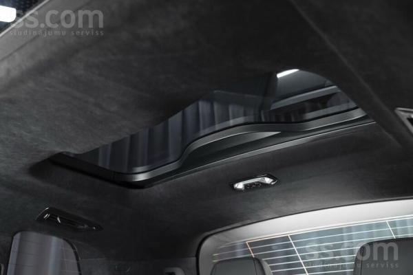 Black BMW X7 2023 in Tukums, with an engine capacity of 3.00 L and mileage of 0 thousand km for 79990 €, photo 6 on AUTOMOTO.COM.LV