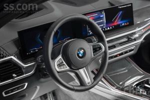 Melns BMW X7 2023 Tukums, ar dzinēja tilpumu 3.00 L un nobraukumu 0 tūkst. km par 79990 €, foto 9 vietnē AUTOMOTO.COM.LV