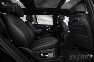 Черный БМВ X7 2023 в Тукумс, объемом двигателя 3.00 л и пробегом 0 тыс. км за 76777 €, фото 17 на AUTOMOTO.COM.LV