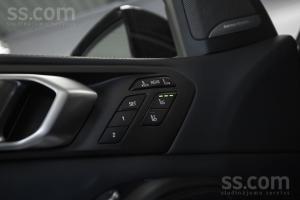 Черный БМВ X7 2023 в Тукумс, объемом двигателя 3.00 л и пробегом 0 тыс. км за 76777 €, фото 27 на AUTOMOTO.COM.LV