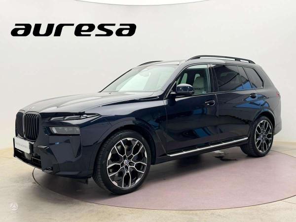 Black BMW X7 2023 in Panevezys, with an engine capacity of 2.99 L and mileage of 149 thousand km for 82990 €, photo 1 on AUTOMOTO.COM.LV