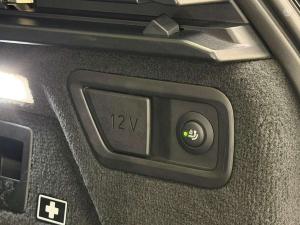 Melns BMW X7 2023 Panevēža, ar dzinēja tilpumu 2.99 L un nobraukumu 149 tūkst. km par 82990 €, foto 20 vietnē AUTOMOTO.COM.LV