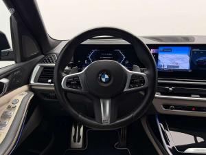 Melns BMW X7 2023 Panevēža, ar dzinēja tilpumu 2.99 L un nobraukumu 149 tūkst. km par 82990 €, foto 26 vietnē AUTOMOTO.COM.LV