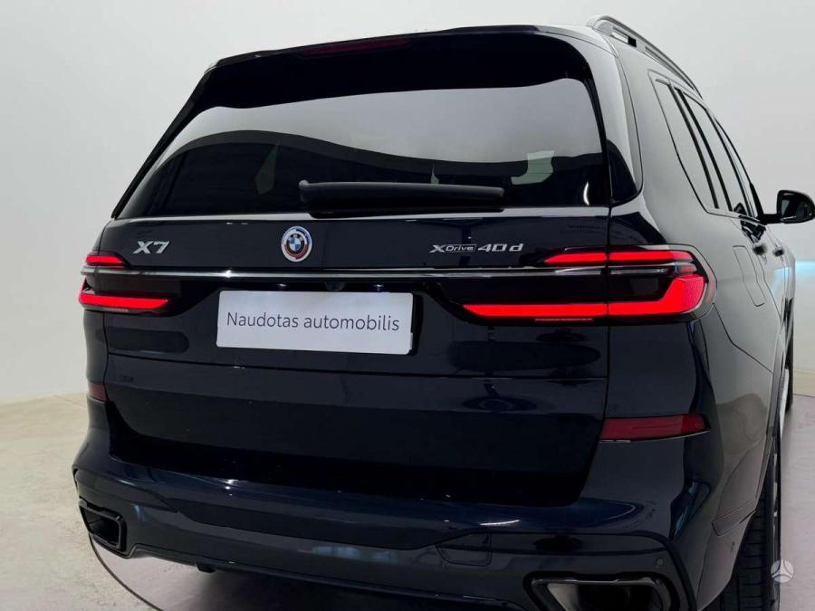 Melns BMW X7 2023 Panevēža, ar dzinēja tilpumu 2.99 L un nobraukumu 149 tūkst. km par 82990 €, foto 44 vietnē AUTOMOTO.COM.LV