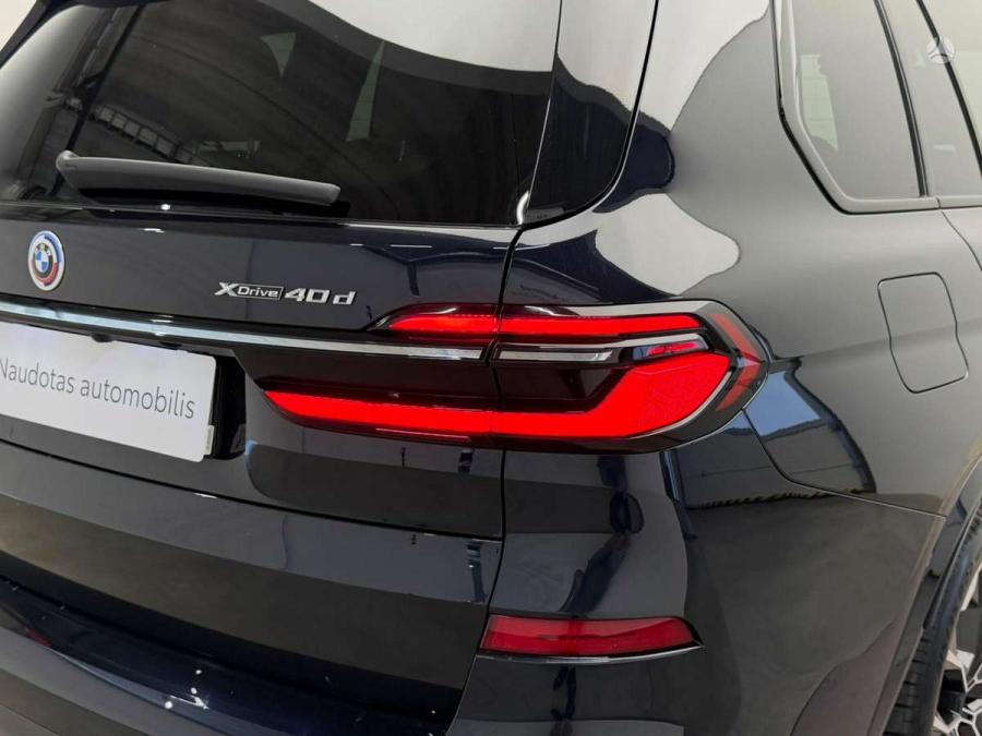 Melns BMW X7 2023 Panevēža, ar dzinēja tilpumu 2.99 L un nobraukumu 149 tūkst. km par 82990 €, foto 45 vietnē AUTOMOTO.COM.LV
