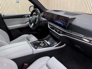 Черный БМВ X7 2023 в Мариямполе, объемом двигателя 3.00 л и пробегом 48 тыс. км за 67000 €, фото 43 на AUTOMOTO.COM.LV