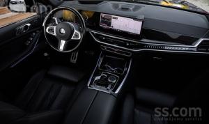 Black BMW X7 2023 in Jelgava, with an engine capacity of 3.00 L and mileage of 84 thousand km for 84900 €, photo 11 on AUTOMOTO.COM.LV