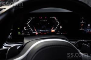 Black BMW X7 2023 in Jelgava, with an engine capacity of 3.00 L and mileage of 84 thousand km for 84900 €, photo 21 on AUTOMOTO.COM.LV