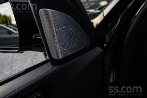 Black BMW X7 2023 in Jelgava, with an engine capacity of 3.00 L and mileage of 84 thousand km for 84900 €, photo 24 on AUTOMOTO.COM.LV