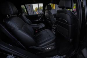 Черный БМВ X7 2023 в Елгава, объемом двигателя 3.00 л и пробегом 84 тыс. км за 84900 €, фото 16 на AUTOMOTO.COM.LV