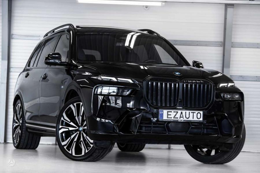 Melns BMW X7 2023 Tukums, ar dzinēja tilpumu 2.99 L un nobraukumu 85 tūkst. km par 76777 €, foto 3 vietnē AUTOMOTO.COM.LV