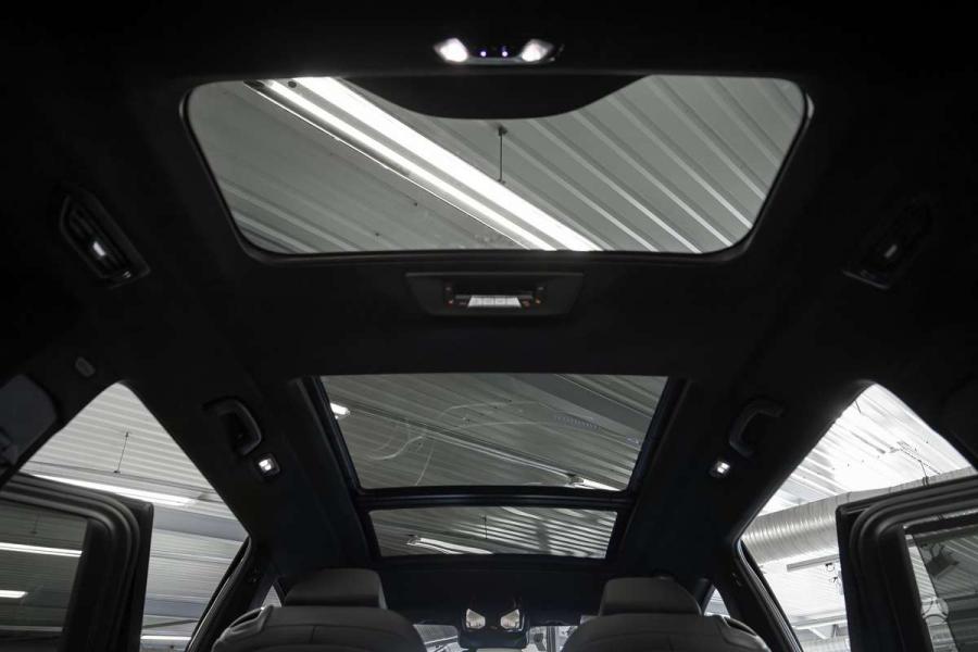 Melns BMW X7 2023 Tukums, ar dzinēja tilpumu 2.99 L un nobraukumu 85 tūkst. km par 76777 €, foto 27 vietnē AUTOMOTO.COM.LV