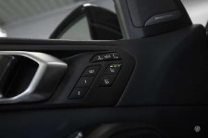Melns BMW X7 2023 Tukums, ar dzinēja tilpumu 2.99 L un nobraukumu 85 tūkst. km par 76777 €, foto 39 vietnē AUTOMOTO.COM.LV