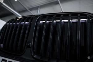 Melns BMW X7 2023 Tukums, ar dzinēja tilpumu 2.99 L un nobraukumu 85 tūkst. km par 76777 €, foto 57 vietnē AUTOMOTO.COM.LV