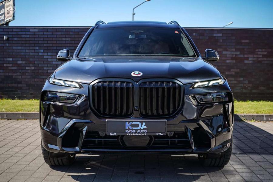 Melns BMW X7 2023 Kauņa, ar dzinēja tilpumu 2.99 L un nobraukumu 82 tūkst. km par 76950 €, foto 3 vietnē AUTOMOTO.COM.LV