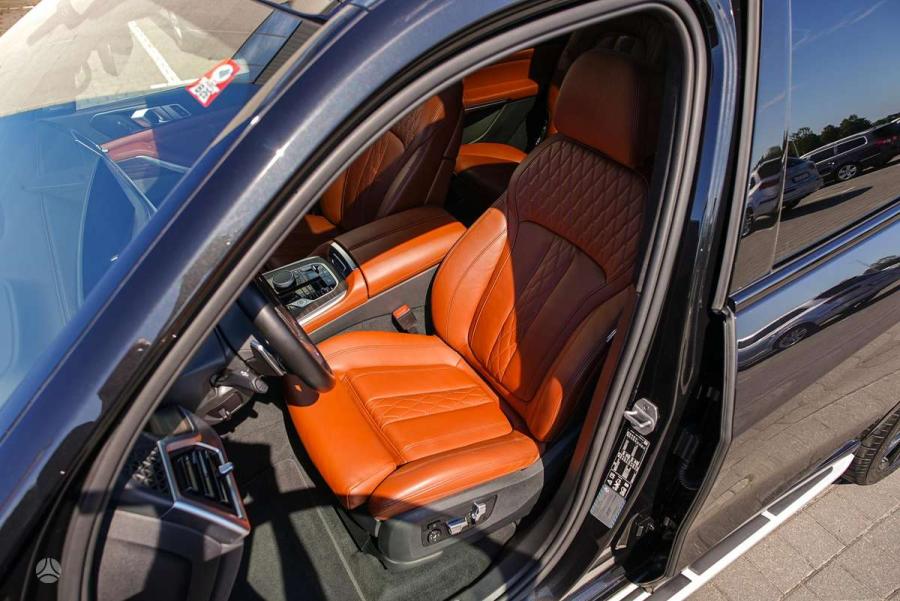 Melns BMW X7 2023 Kauņa, ar dzinēja tilpumu 2.99 L un nobraukumu 82 tūkst. km par 76950 €, foto 28 vietnē AUTOMOTO.COM.LV