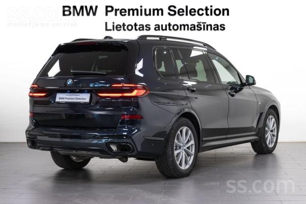 Melns BMW X7 2024 Rīga, ar dzinēja tilpumu 3.00 L un nobraukumu 6 tūkst. km par 88900 €, foto 2 vietnē AUTOMOTO.COM.LV
