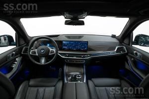 Black BMW X7 2024 in Riga, with an engine capacity of 3.00 L and mileage of 6 thousand km for 88900 €, photo 4 on AUTOMOTO.COM.LV