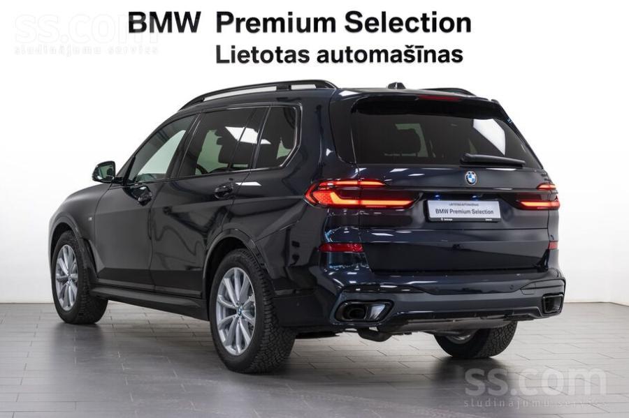 Black BMW X7 2024 in Riga, with an engine capacity of 3.00 L and mileage of 6 thousand km for 88900 €, photo 15 on AUTOMOTO.COM.LV