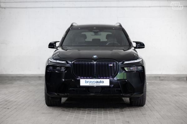 Черный БМВ X7 2024 в Вильнюс, объемом двигателя 4.40 л и пробегом 54 тыс. км за 99544 €, фото 2 на AUTOMOTO.COM.LV