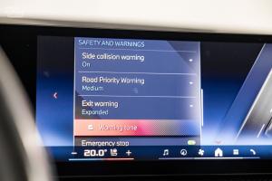 Черный БМВ X7 2024 в Вильнюс, объемом двигателя 4.40 л и пробегом 54 тыс. км за 99544 €, фото 25 на AUTOMOTO.COM.LV
