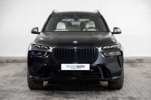 Черный БМВ X7 2024 в Вильнюс, объемом двигателя 3.00 л и пробегом 99 тыс. км за 80991 €, фото 3 на AUTOMOTO.COM.LV