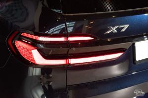 Black BMW X7 2024 in Kaunas, with an engine capacity of 3.00 L and mileage of 29 thousand km for 87900 €, photo 8 on AUTOMOTO.COM.LV