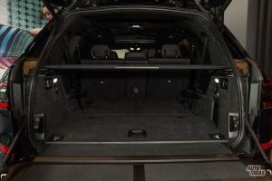 Black BMW X7 2024 in Kaunas, with an engine capacity of 3.00 L and mileage of 29 thousand km for 87900 €, photo 27 on AUTOMOTO.COM.LV
