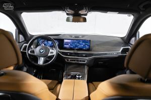 Черный БМВ X7 2024 в Вильнюс, объемом двигателя 3.00 л и пробегом 68 тыс. км за 93441 €, фото 16 на AUTOMOTO.COM.LV