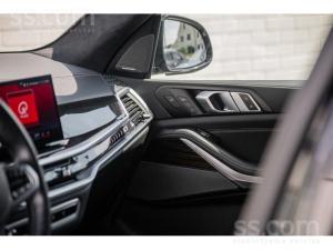 Черный БМВ X7 2024 в Рига, объемом двигателя 3.00 л и пробегом 65 тыс. км за 83000 €, фото 11 на AUTOMOTO.COM.LV