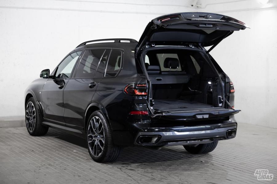 Melns BMW X7 2024 Viļņa, ar dzinēja tilpumu 3.00 L un nobraukumu 99 tūkst. km par 80991 €, foto 14 vietnē AUTOMOTO.COM.LV